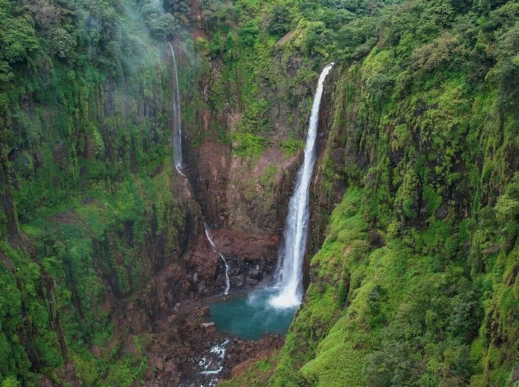 Kaas Pathar Tour | Mumbai Pune Adventures